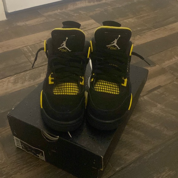 Jordan | Shoes | Jordan 4s Yellow Thunders With Box Size 6 Men | Poshmark